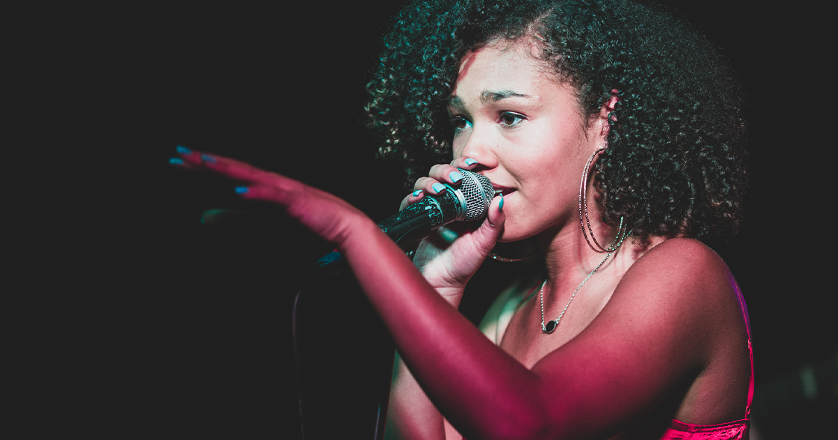 WLW Interview: Autumn Jones on Doing Music Full-Time - WERS 88.9FM